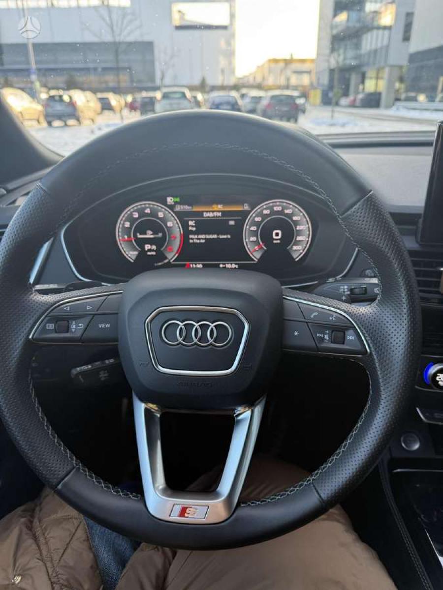 Grey Audi Q5 2023 in Vilnius, with an engine capacity of 1.98 L and mileage of 23 thousand km for 45500 €, photo 23 on AUTOMOTO.COM.LV