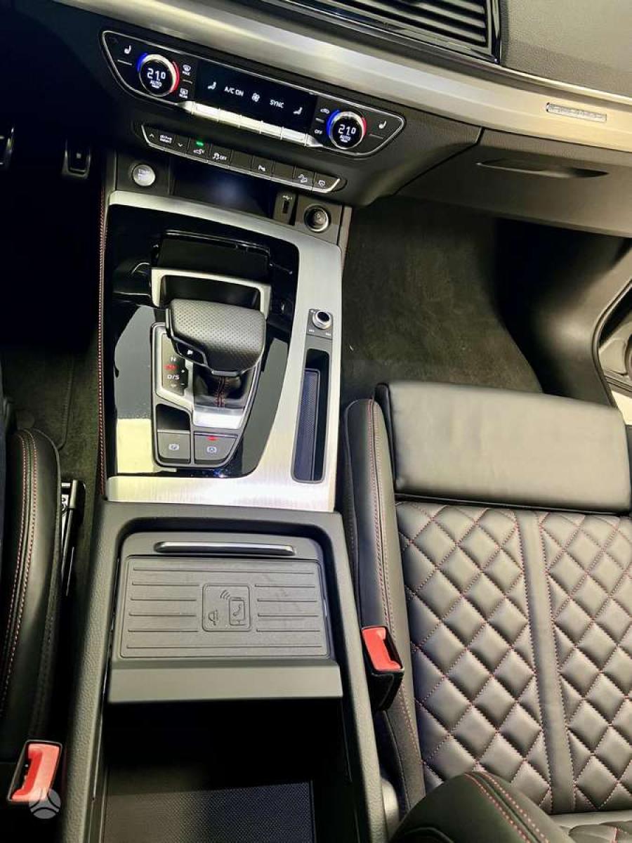 Grey Audi Q5 2023 in Raseiniai, with an engine capacity of 1.98 L and mileage of 42 thousand km for 42500 €, photo 19 on AUTOMOTO.COM.LV