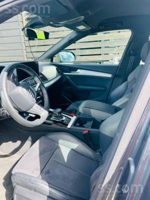 Pelēks Audi Q5 2023 Rīga, ar dzinēja tilpumu 2.00 L un nobraukumu 40 tūkst. km par 41400 €, foto 4 vietnē AUTOMOTO.COM.LV