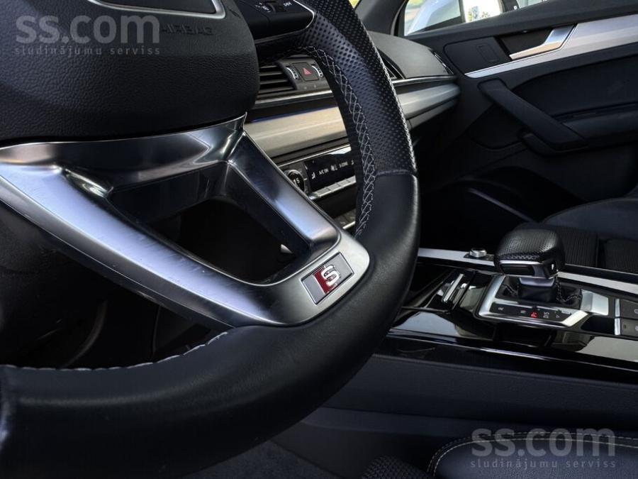 Pelēks Audi Q5 2023 Valmiera, ar dzinēja tilpumu 2.00 L un nobraukumu 164 tūkst. km par 28900 €, foto 13 vietnē AUTOMOTO.COM.LV