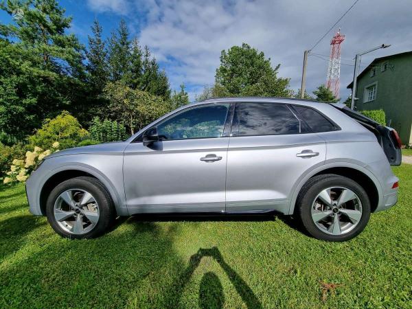 Pelēks Audi Q5 2023 Alīta, ar dzinēja tilpumu 2.00 L un nobraukumu 41 tūkst. km par 17900 €, foto 8 vietnē AUTOMOTO.COM.LV