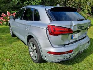 Grey Audi Q5 2023 in Alytus, with an engine capacity of 2.00 L and mileage of 41 thousand km for 17900 €, photo 10 on AUTOMOTO.COM.LV