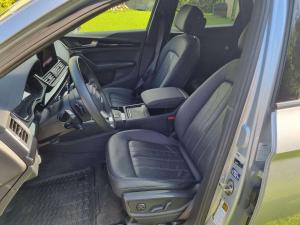 Grey Audi Q5 2023 in Alytus, with an engine capacity of 2.00 L and mileage of 41 thousand km for 17900 €, photo 13 on AUTOMOTO.COM.LV