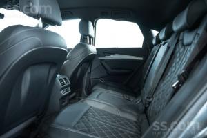 Grey Audi Q5 2023 in Riga, with an engine capacity of 2.00 L and mileage of 47 thousand km for 42900 €, photo 7 on AUTOMOTO.COM.LV