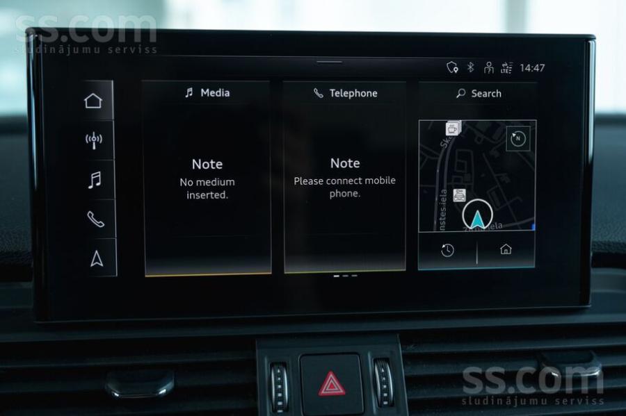 Grey Audi Q5 2023 in Riga, with an engine capacity of 2.00 L and mileage of 47 thousand km for 42900 €, photo 23 on AUTOMOTO.COM.LV