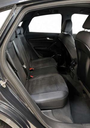 Grey Audi Q5 2023 in Kaunas, with an engine capacity of 1.98 L and mileage of 66 thousand km for 37500 €, photo 9 on AUTOMOTO.COM.LV