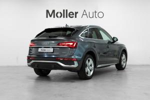 Grey Audi Q5 2023 in Vilnius, with an engine capacity of 2.00 L and mileage of 71 thousand km for 38900 €, photo 4 on AUTOMOTO.COM.LV
