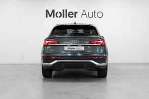 Grey Audi Q5 2023 in Vilnius, with an engine capacity of 2.00 L and mileage of 71 thousand km for 38900 €, photo 7 on AUTOMOTO.COM.LV
