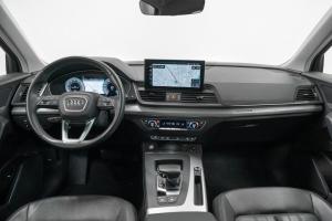 Grey Audi Q5 2023 in Vilnius, with an engine capacity of 2.00 L and mileage of 71 thousand km for 38900 €, photo 9 on AUTOMOTO.COM.LV