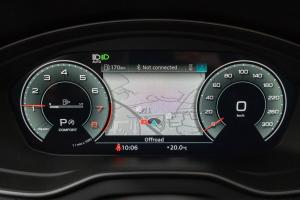 Grey Audi Q5 2023 in Vilnius, with an engine capacity of 2.00 L and mileage of 71 thousand km for 38900 €, photo 11 on AUTOMOTO.COM.LV