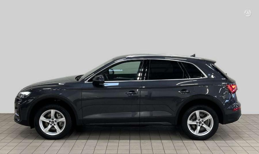 Grey Audi Q5 2024 in Kaunas, with an engine capacity of 1.98 L and mileage of 64 thousand km for 34800 €, photo 2 on AUTOMOTO.COM.LV