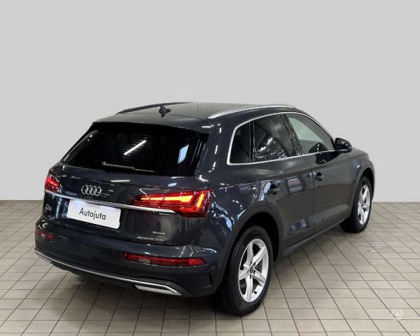 Pelēks Audi Q5 2024 Kauņa, ar dzinēja tilpumu 1.98 L un nobraukumu 64 tūkst. km par 34800 €, foto 4 vietnē AUTOMOTO.COM.LV
