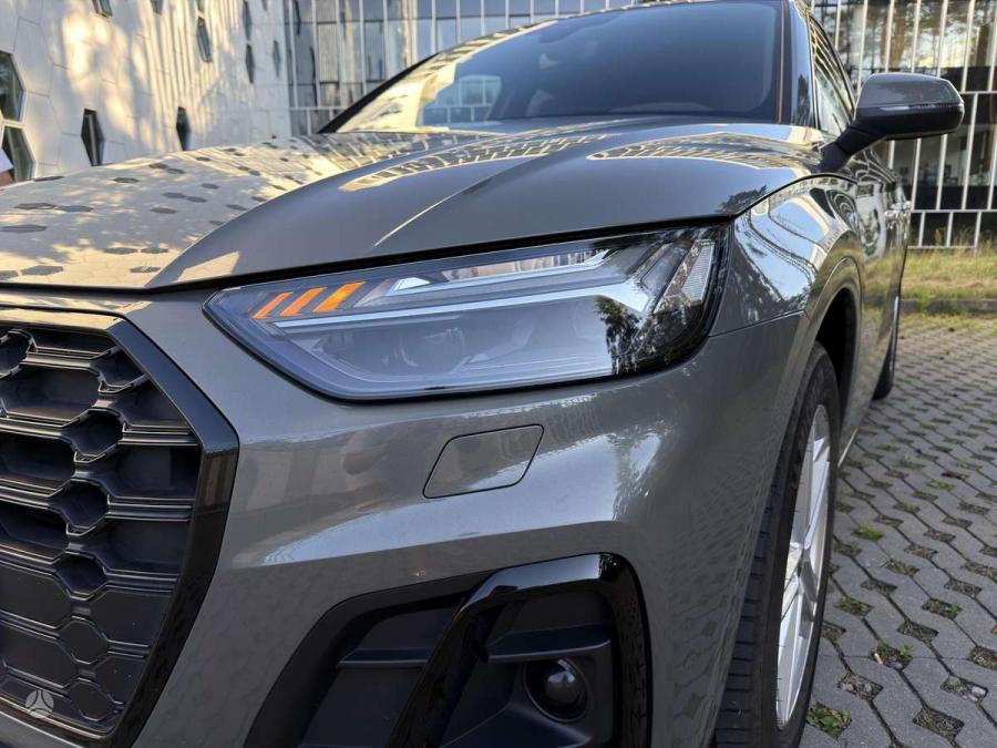 Pelēks Audi Q5 2024 Viļņa, ar dzinēja tilpumu 1.97 L un nobraukumu 25 tūkst. km par 41900 €, foto 7 vietnē AUTOMOTO.COM.LV
