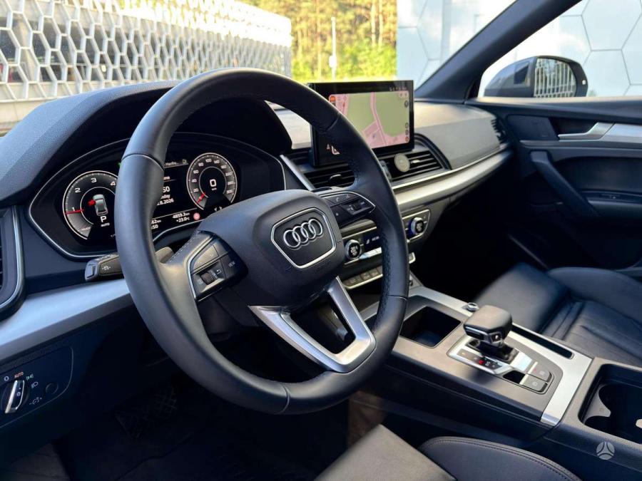 Pelēks Audi Q5 2024 Viļņa, ar dzinēja tilpumu 1.97 L un nobraukumu 25 tūkst. km par 41900 €, foto 12 vietnē AUTOMOTO.COM.LV
