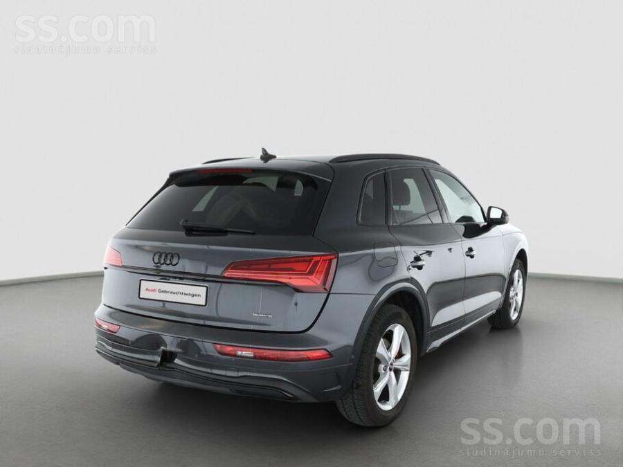 Grey Audi Q5 2025 in Riga, with an engine capacity of 2.00 L and mileage of 9 thousand km for 48900 €, photo 3 on AUTOMOTO.COM.LV