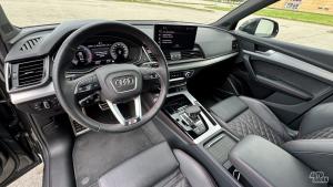 Pelēks Audi Q5 2025 Kauņa, ar dzinēja tilpumu 2.00 L un nobraukumu 37 tūkst. km par 47880 €, foto 5 vietnē AUTOMOTO.COM.LV