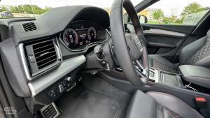Pelēks Audi Q5 2025 Kauņa, ar dzinēja tilpumu 2.00 L un nobraukumu 37 tūkst. km par 47880 €, foto 6 vietnē AUTOMOTO.COM.LV