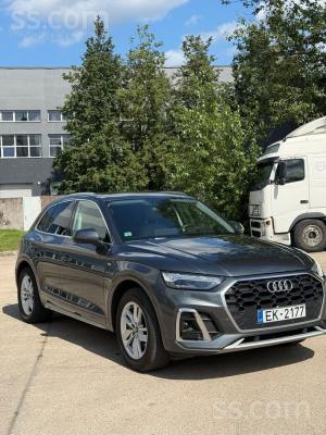 Grey Audi Q5 2025 in Riga, with an engine capacity of 2.00 L and mileage of 55 thousand km for 35500 €, photo 3 on AUTOMOTO.COM.LV