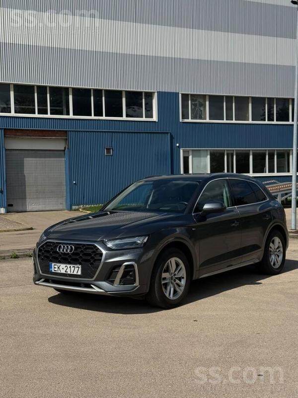 Grey Audi Q5 2025 in Riga, with an engine capacity of 2.00 L and mileage of 55 thousand km for 35500 €, photo 1 on AUTOMOTO.COM.LV