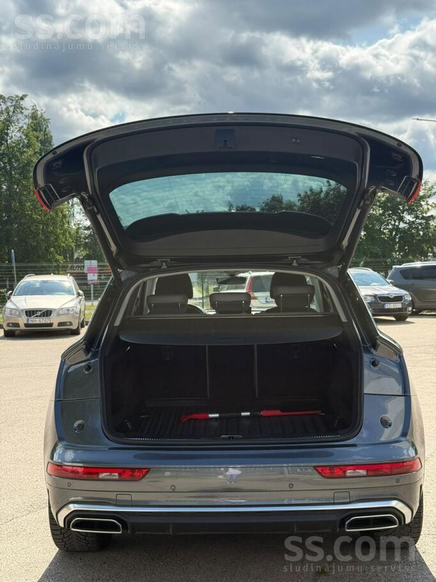 Pelēks Audi Q5 2025 Rīga, ar dzinēja tilpumu 2.00 L un nobraukumu 55 tūkst. km par 35500 €, foto 5 vietnē AUTOMOTO.COM.LV