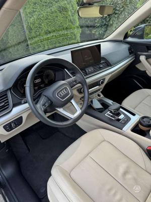 Pelēks Audi Q5 2025 Kauņa, ar dzinēja tilpumu 1.97 L un nobraukumu 23 tūkst. km par 37300 €, foto 6 vietnē AUTOMOTO.COM.LV