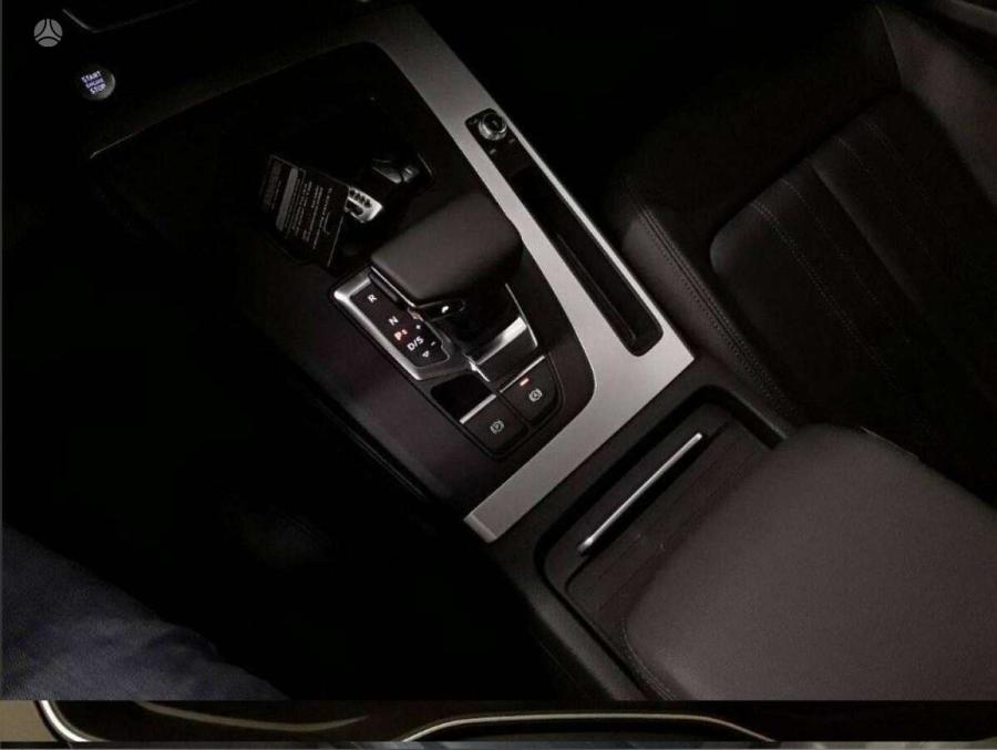 Pelēks Audi Q5 2025 Viļņa, ar dzinēja tilpumu 2.00 L un nobraukumu 25 tūkst. km par 47000 €, foto 6 vietnē AUTOMOTO.COM.LV
