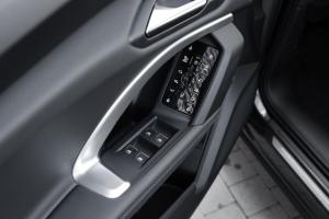 Grey Audi Q5 2026 in Marupe, with an engine capacity of 0.00 L and mileage of 0 thousand km for 57900 €, photo 8 on AUTOMOTO.COM.LV
