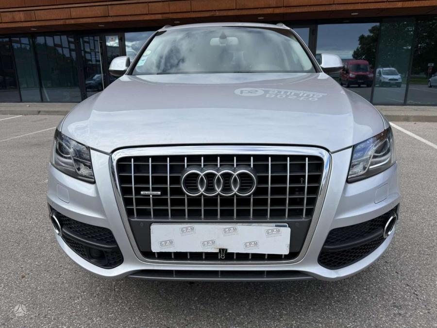 Pelēks Audi Q5 2010 Kauņa, ar dzinēja tilpumu 2.00 L un nobraukumu 280 tūkst. km par 10222 €, foto 1 vietnē AUTOMOTO.COM.LV