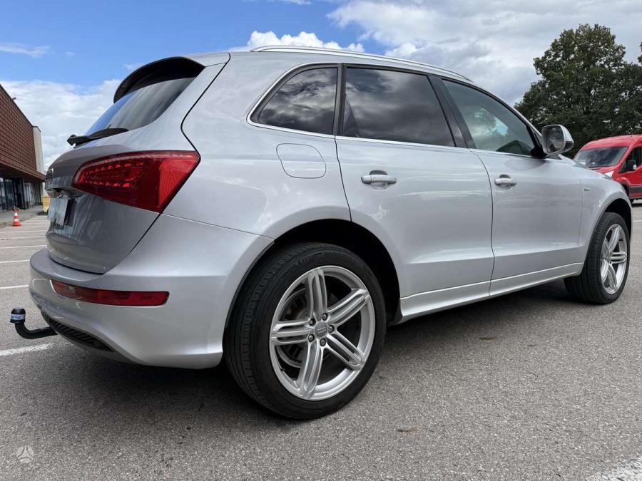 Pelēks Audi Q5 2010 Kauņa, ar dzinēja tilpumu 2.00 L un nobraukumu 280 tūkst. km par 10222 €, foto 8 vietnē AUTOMOTO.COM.LV