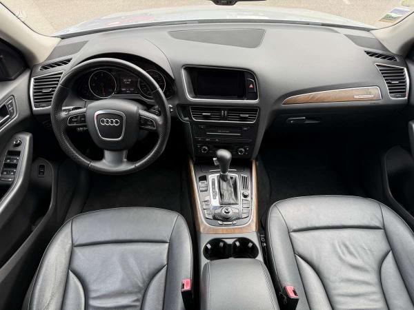Grey Audi Q5 2010 in Kaunas, with an engine capacity of 2.00 L and mileage of 280 thousand km for 10222 €, photo 11 on AUTOMOTO.COM.LV