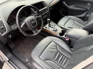 Pelēks Audi Q5 2010 Kauņa, ar dzinēja tilpumu 2.00 L un nobraukumu 280 tūkst. km par 10222 €, foto 14 vietnē AUTOMOTO.COM.LV