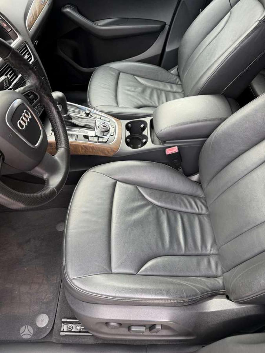 Pelēks Audi Q5 2010 Kauņa, ar dzinēja tilpumu 2.00 L un nobraukumu 280 tūkst. km par 10222 €, foto 17 vietnē AUTOMOTO.COM.LV