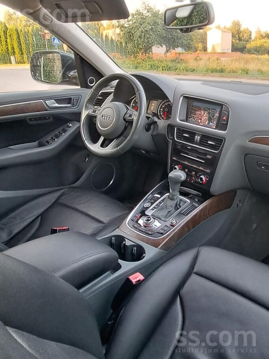 Pelēks Audi Q5 2013 Liepāja, ar dzinēja tilpumu 3.00 L un nobraukumu 230 tūkst. km par 11500 €, foto 4 vietnē AUTOMOTO.COM.LV