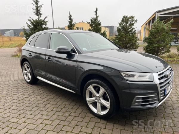 Grey Audi Q5 2018 in Liepaja, with an engine capacity of 2.00 L and mileage of 136 thousand km for 25800 €, photo 9 on AUTOMOTO.COM.LV