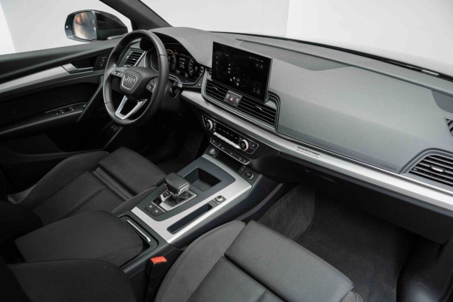 Pelēks Audi Q5 2022 Peetri, ar dzinēja tilpumu 2.00 L un nobraukumu 114 tūkst. km par 34650 €, foto 9 vietnē AUTOMOTO.COM.LV