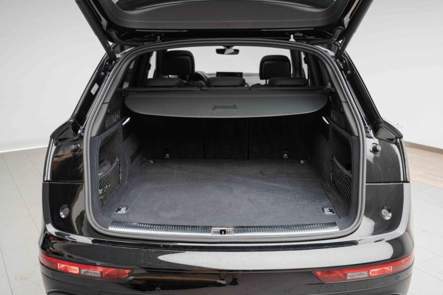 Pelēks Audi Q5 2022 Peetri, ar dzinēja tilpumu 2.00 L un nobraukumu 114 tūkst. km par 34650 €, foto 14 vietnē AUTOMOTO.COM.LV