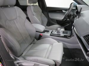 Grey Audi Q5 2023 in Tallinn, with an engine capacity of 2.00 L and mileage of 28 thousand km for 39800 €, photo 5 on AUTOMOTO.COM.LV
