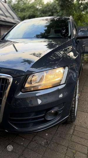 Grey Audi Q5 2008 in Vilnius, with an engine capacity of 2.00 L and mileage of 277 thousand km for 6850 €, photo 8 on AUTOMOTO.COM.LV