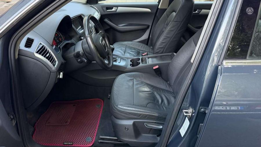 Grey Audi Q5 2008 in Vilnius, with an engine capacity of 2.00 L and mileage of 277 thousand km for 6850 €, photo 17 on AUTOMOTO.COM.LV