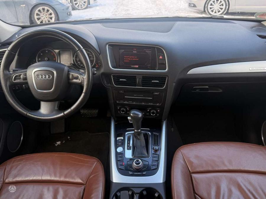 Pelēks Audi Q5 2009 Viļņa, ar dzinēja tilpumu 3.00 L un nobraukumu 258 tūkst. km par 10700 €, foto 12 vietnē AUTOMOTO.COM.LV