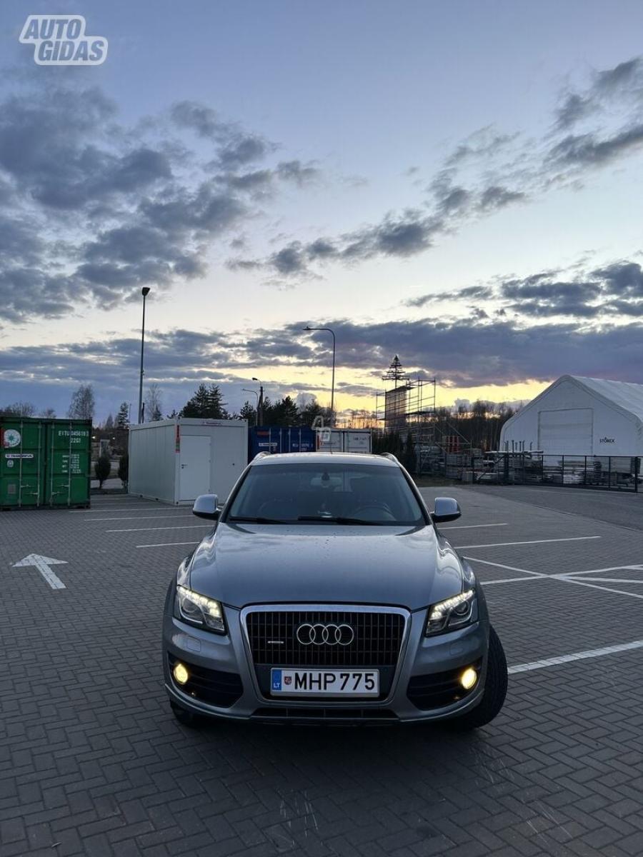 Pelēks Audi Q5 2010 Panevēža, ar dzinēja tilpumu 2.00 L un nobraukumu 297 tūkst. km par 10700 €, foto 3 vietnē AUTOMOTO.COM.LV
