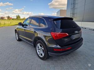 Pelēks Audi Q5 2011 Šauļi, ar dzinēja tilpumu 2.00 L un nobraukumu 380 tūkst. km par 7800 €, foto 4 vietnē AUTOMOTO.COM.LV