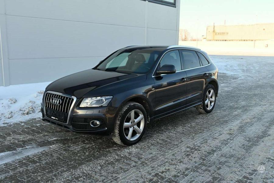 Grey Audi Q5 2011 in Kretinga, with an engine capacity of 3.00 L and mileage of 275 thousand km for 10499 €, photo 14 on AUTOMOTO.COM.LV