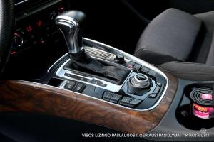 Grey Audi Q5 2011 in Kretinga, with an engine capacity of 3.00 L and mileage of 227 thousand km for 9499 €, photo 20 on AUTOMOTO.COM.LV