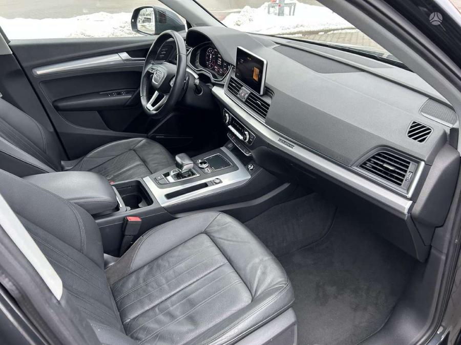 Grey Audi Q5 2018 in Vilnius, with an engine capacity of 2.00 L and mileage of 280 thousand km for 14700 €, photo 15 on AUTOMOTO.COM.LV