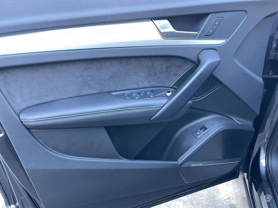 Pelēks Audi Q5 2018 Viļņa, ar dzinēja tilpumu 3.00 L un nobraukumu 84 tūkst. km par 34600 €, foto 17 vietnē AUTOMOTO.COM.LV