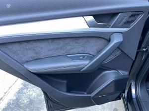 Pelēks Audi Q5 2018 Viļņa, ar dzinēja tilpumu 3.00 L un nobraukumu 84 tūkst. km par 34600 €, foto 18 vietnē AUTOMOTO.COM.LV