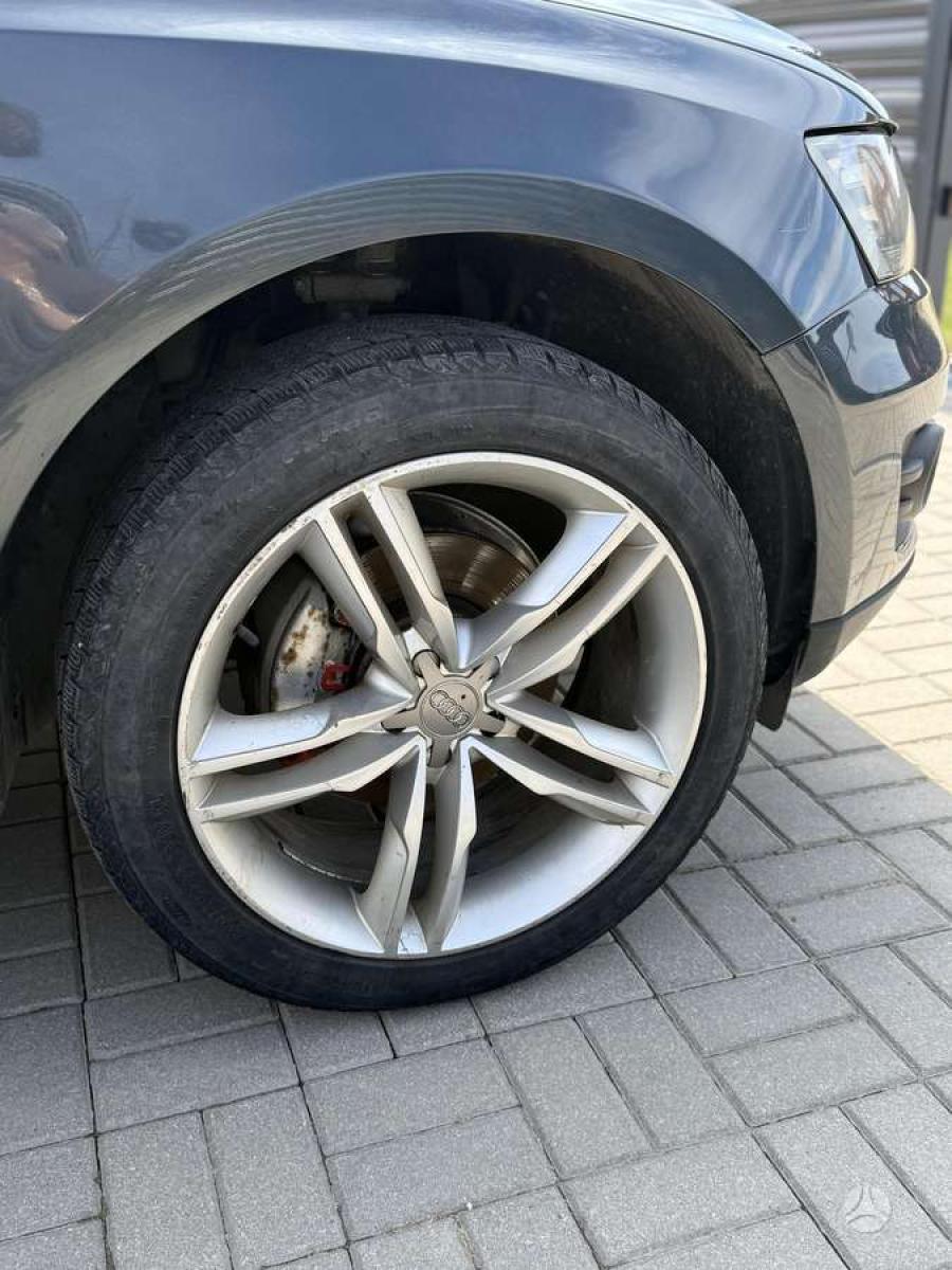 Pelēks Audi Q5 2009 Klaipėda, ar dzinēja tilpumu 1.97 L un nobraukumu 346 tūkst. km par 6900 €, foto 7 vietnē AUTOMOTO.COM.LV