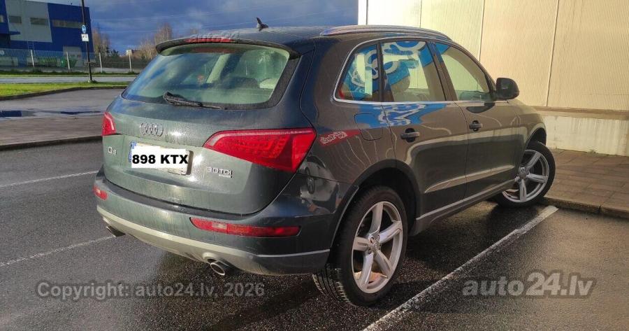 Pelēks Audi Q5 2009 Tallina, ar dzinēja tilpumu 3.00 L un nobraukumu 222 tūkst. km par 6499 €, foto 3 vietnē AUTOMOTO.COM.LV