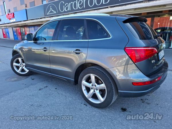 Pelēks Audi Q5 2009 Tartu, ar dzinēja tilpumu 2.00 L un nobraukumu 338 tūkst. km par 7999 €, foto 4 vietnē AUTOMOTO.COM.LV